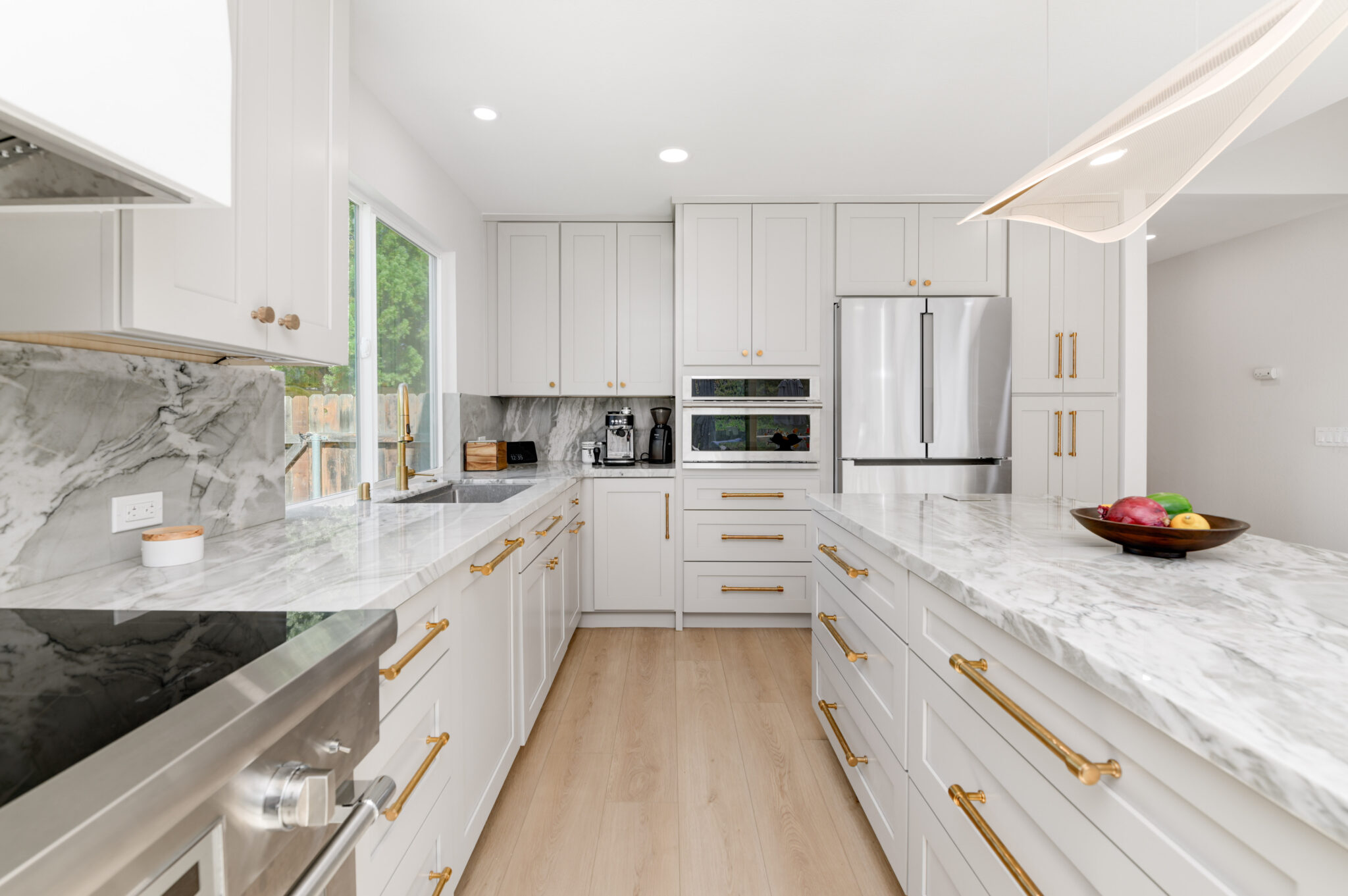Kitchen Remodeling Costs in San Diego: Budget vs. Luxury
